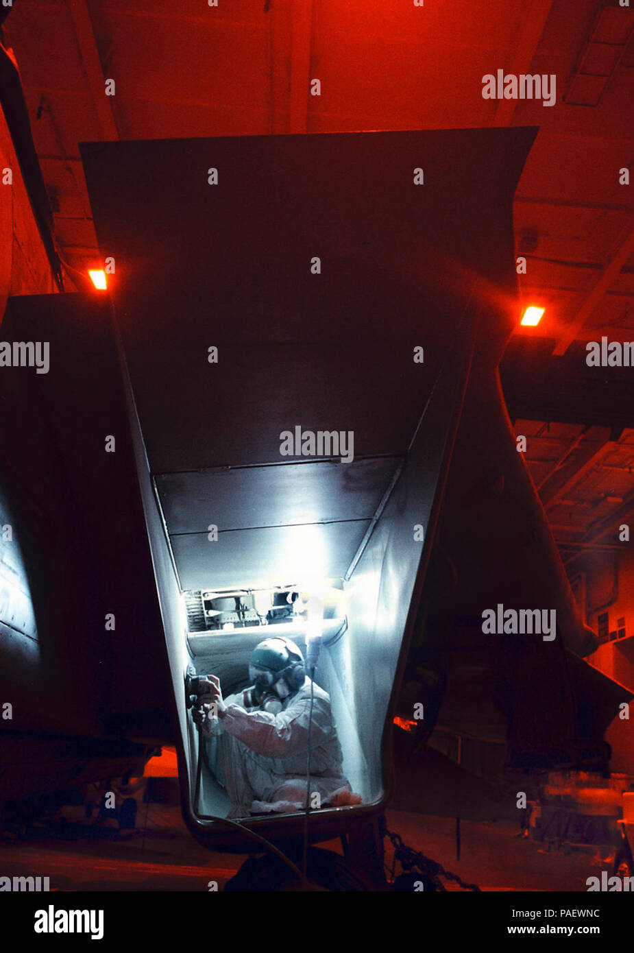 - Working the night shift, Aviation Structural Mechanic (Structures ...