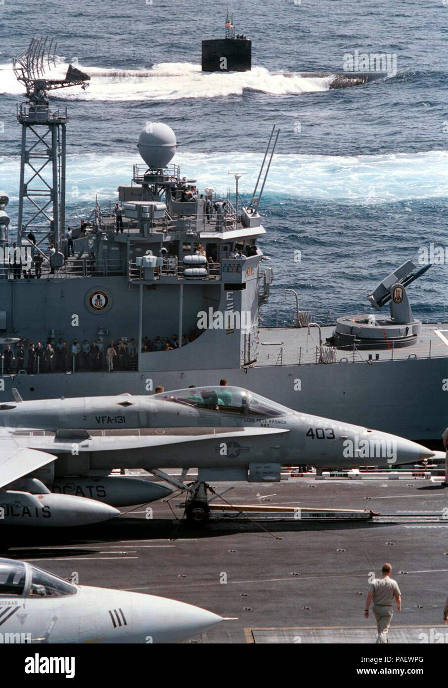 U.S. Navy's Guided missile frigate USS Samuel B. Roberts (FFG 58) and the Los Angeles class ...