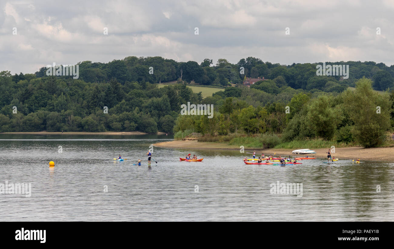 Ardingly reservoir paddle boarding hi-res stock photography and images ...