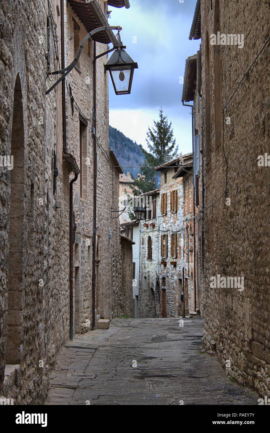 Medieval urban architecture hi-res stock photography and images - Alamy