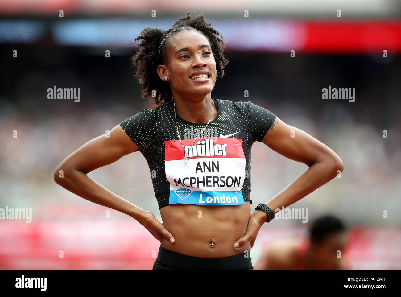 Jamaicas stephanie ann mcpherson hi-res stock photography and images ...