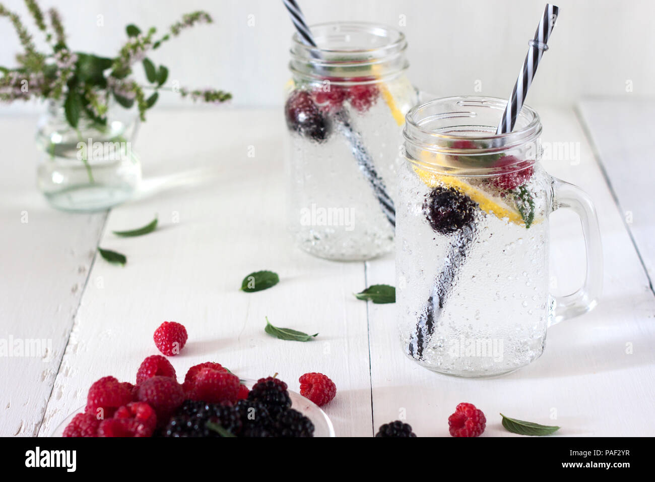 Cool lemon drink Stock Photo - Alamy