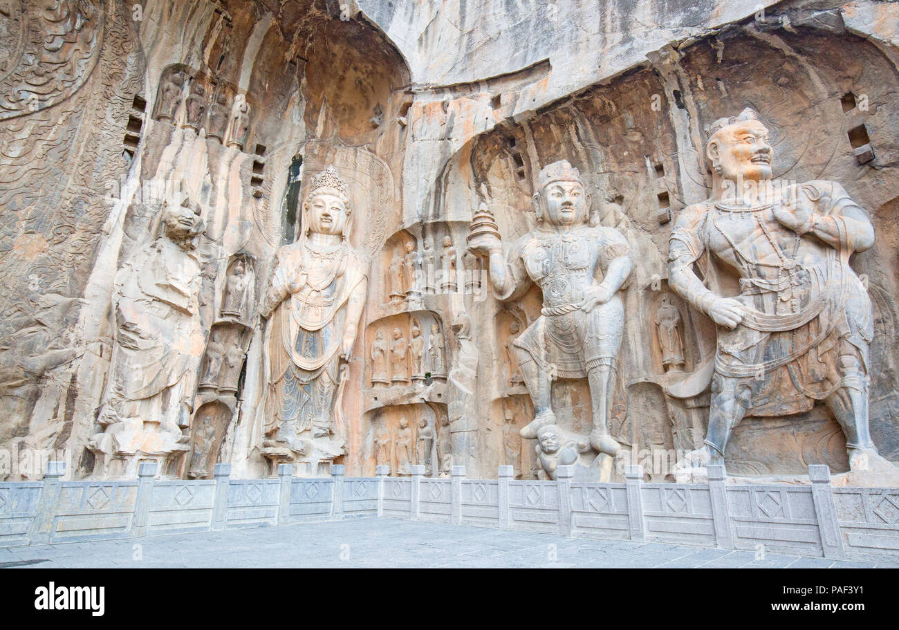Famous Longmen Grottoes (statues of Buddha and Bodhisattvas carved in ...