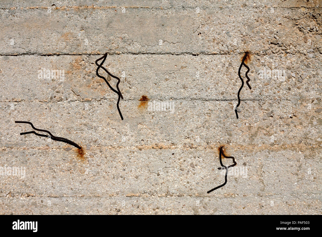 Old rebar hi-res stock photography and images - Alamy