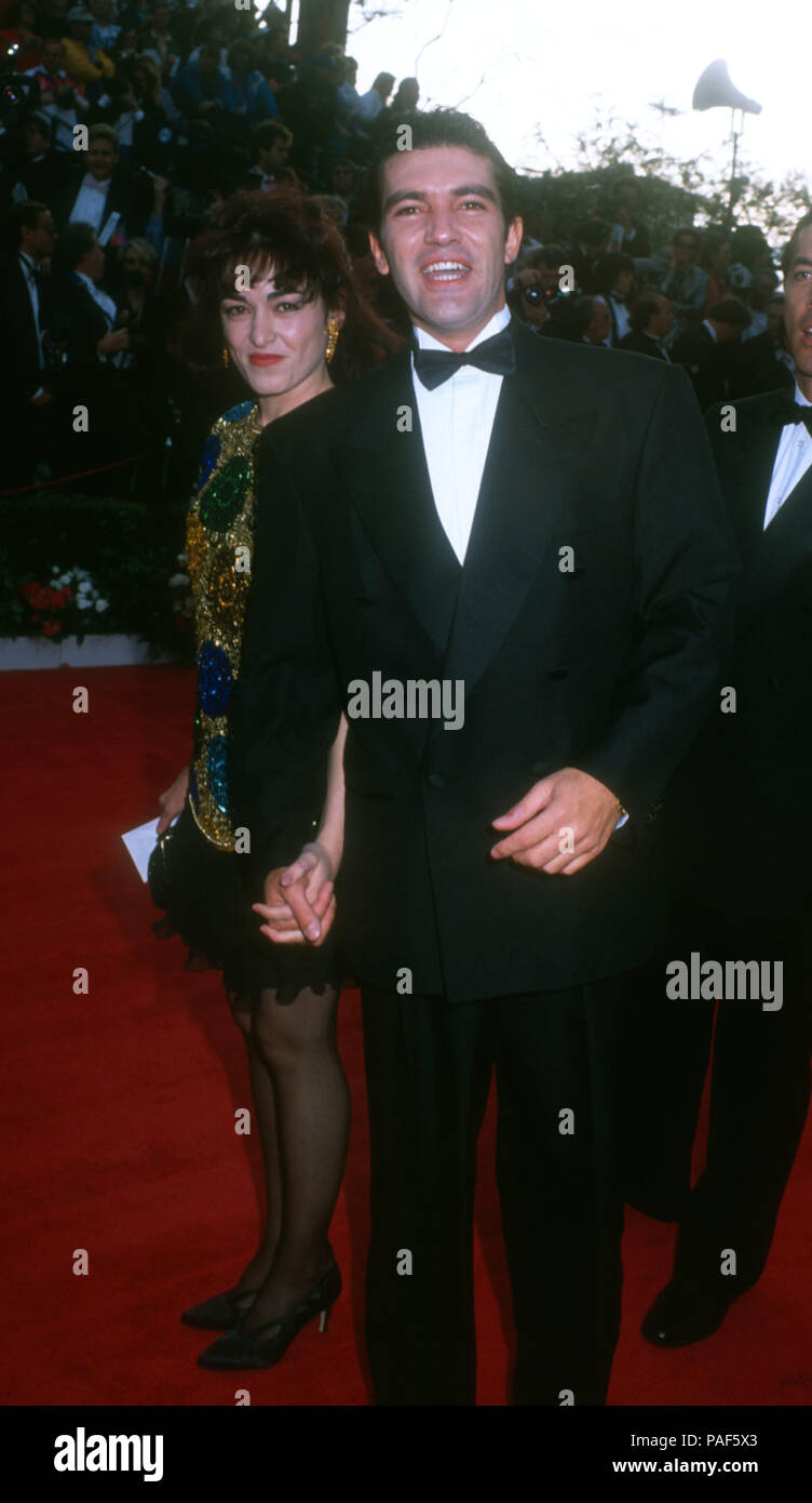 LOS ANGELES, CA - MARCH 30: Actor Antonio Banderas (R) and wife Ana ...