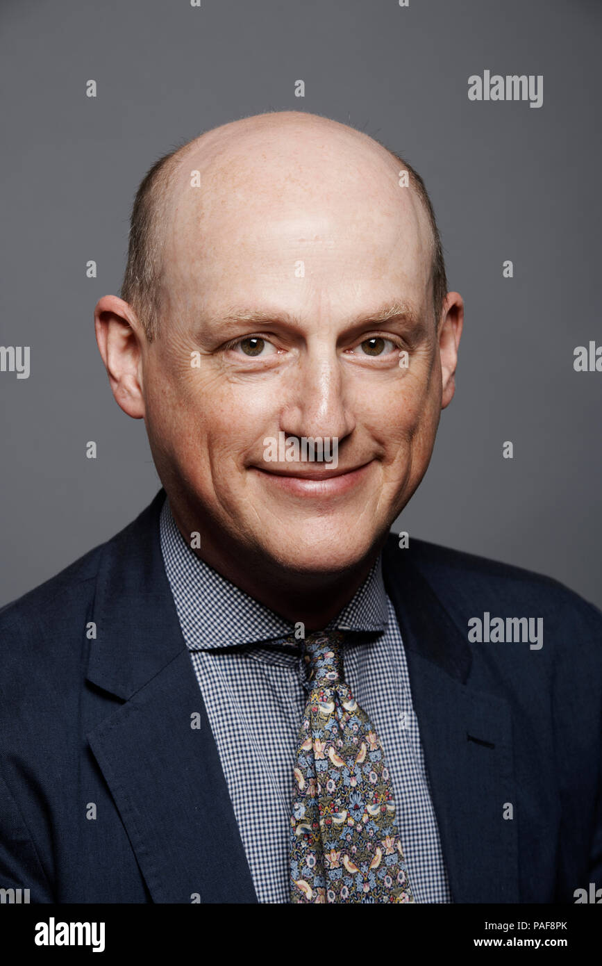 Ferdinand mount harry mount hi-res stock photography and images - Alamy