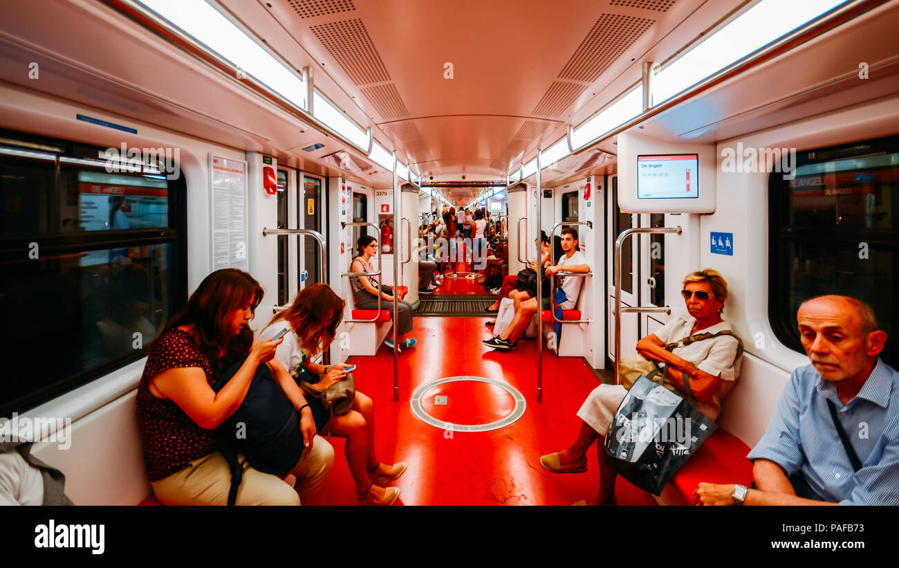 Platformedge hi-res stock photography and images - Alamy