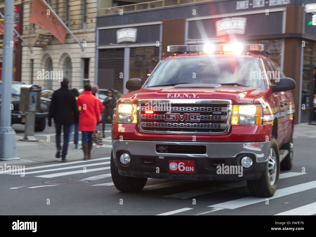 Sirena de fuego hi-res stock photography and images - Alamy