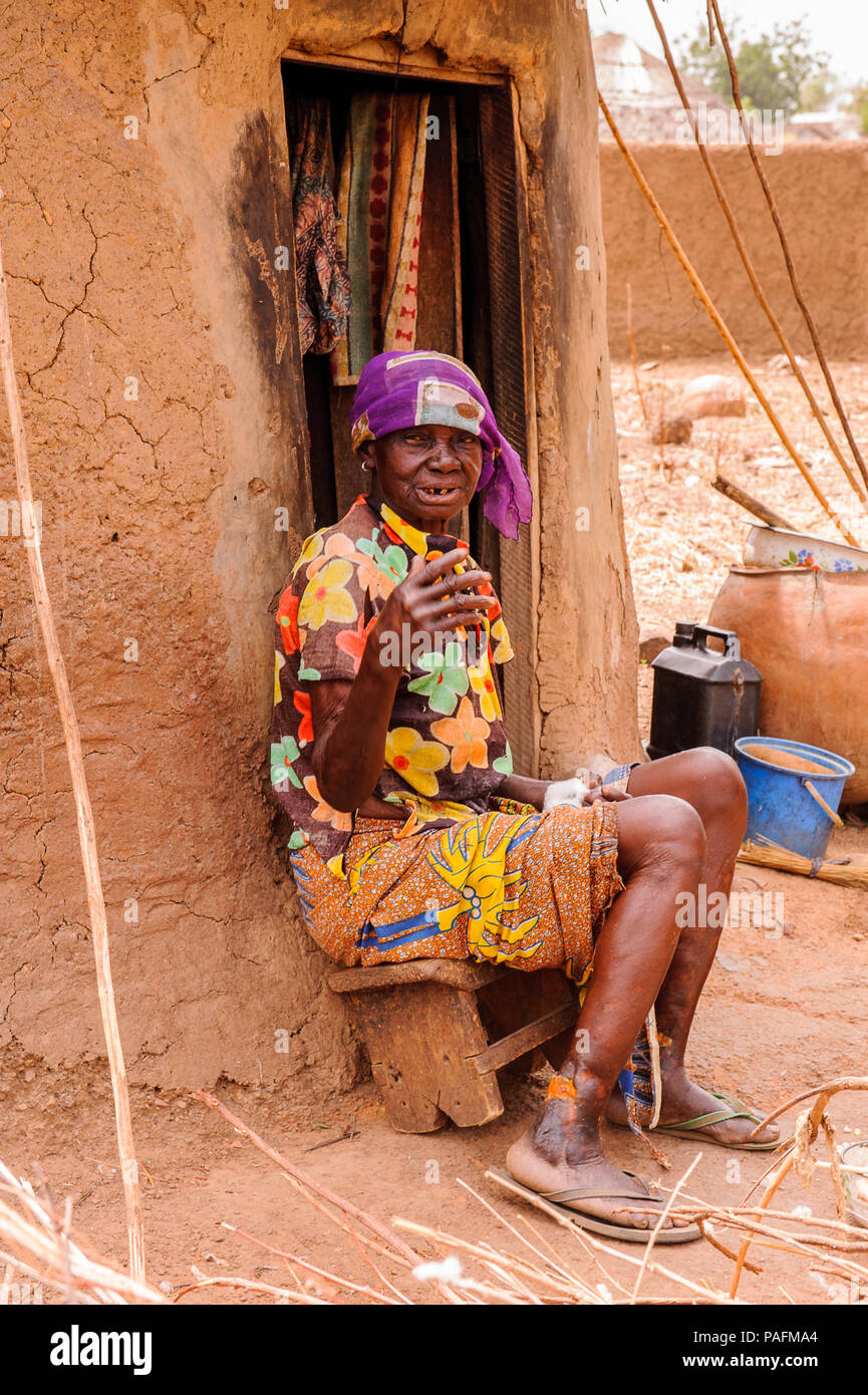 Toothless lady hi-res stock photography and images - Alamy