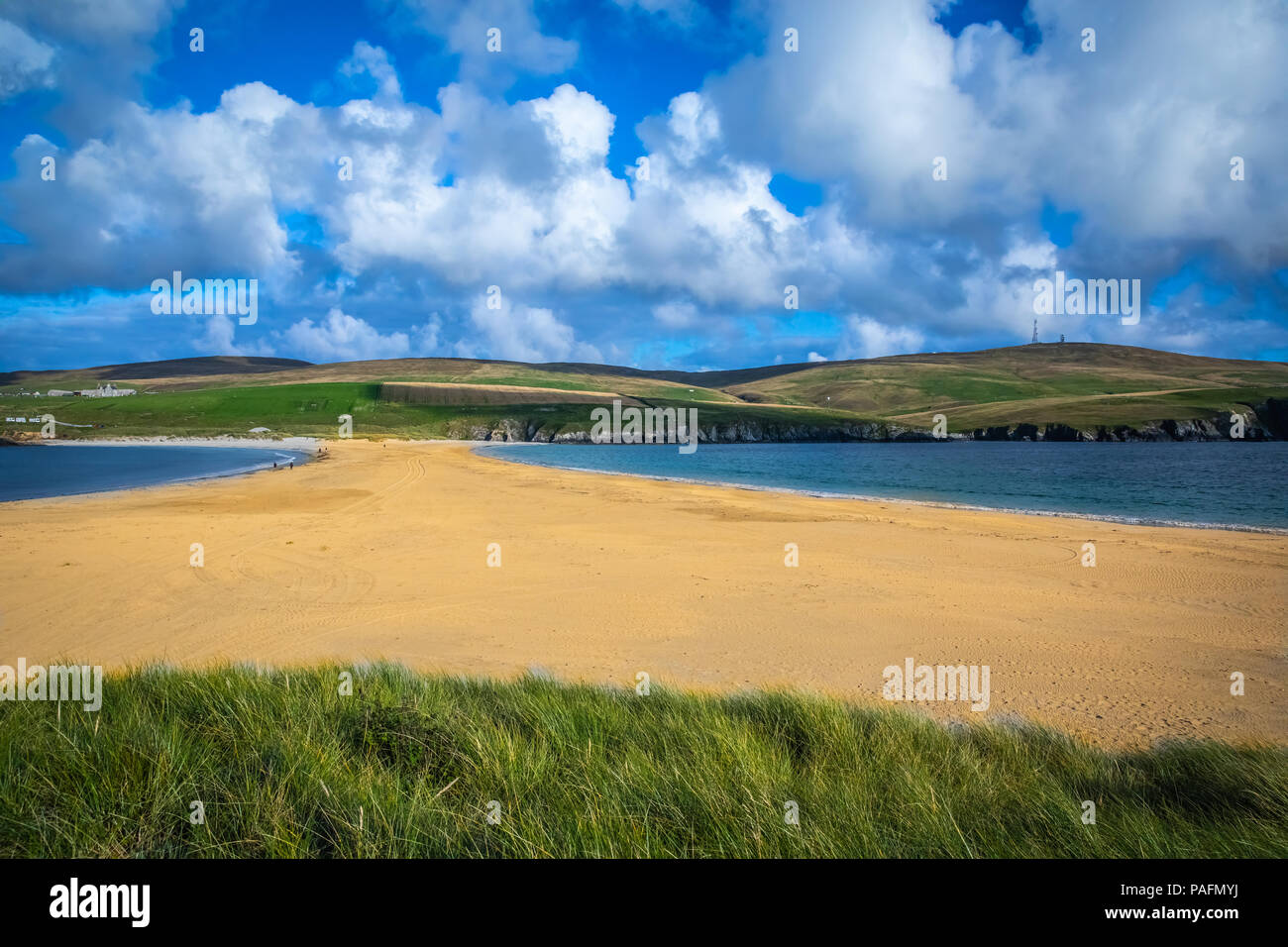 Scotland, Shetland Islands, St Ninian's Beach, A tombolo is a ...