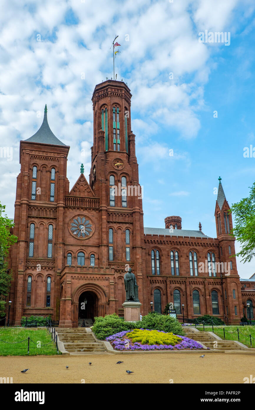 Smithsonian Institution Building, Smithsonian Museum, 900 Jefferson ...