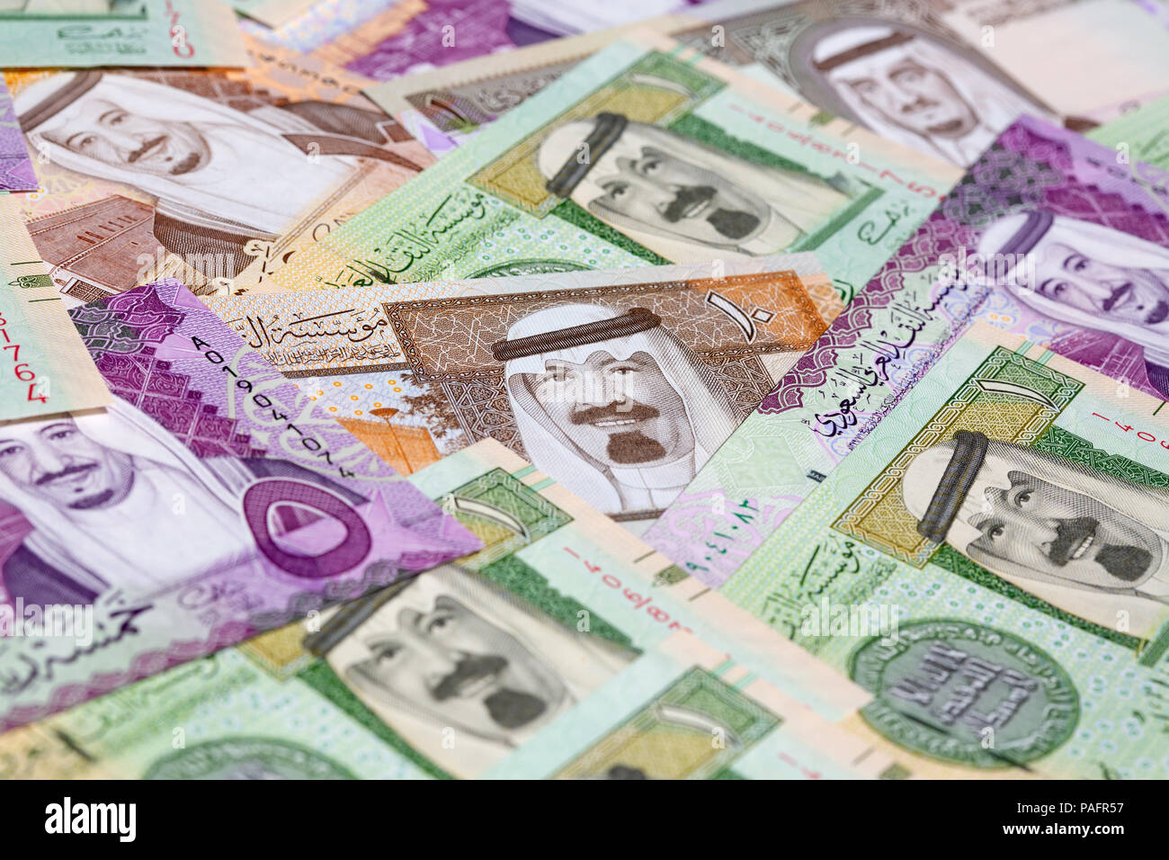 Collection of Saudi Arabia Riyal banknotes Stock Photo - Alamy