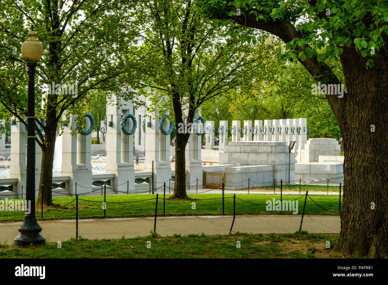 Sw second avenue hi-res stock photography and images - Alamy