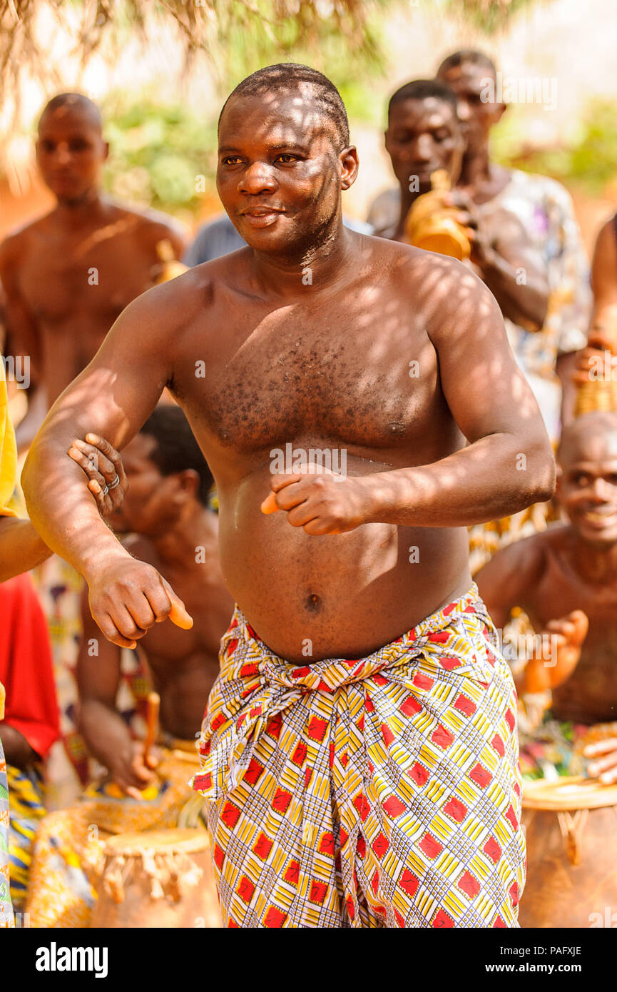 Zambia man traditional dress hi-res stock photography and images - Alamy
