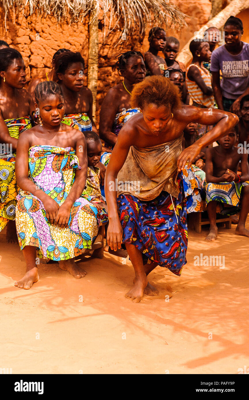 KARA, TOGO - MAR 11, 2012: Unidentified Togolese people in a ...
