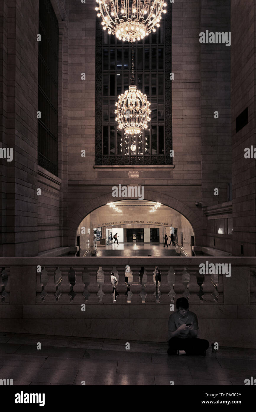 Near grand central station hi-res stock photography and images - Alamy
