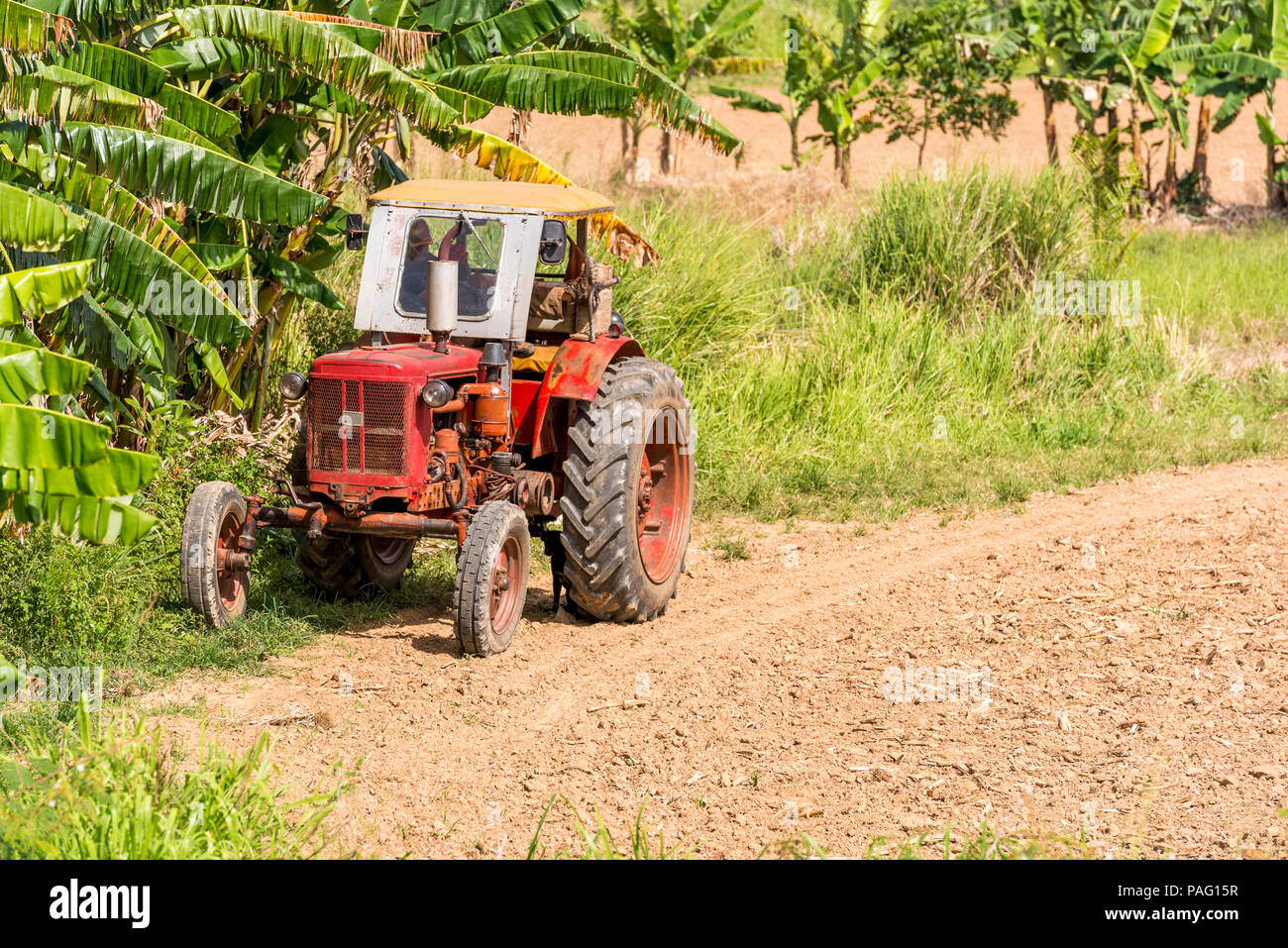 Cuban tractor hi-res stock photography and images - Alamy