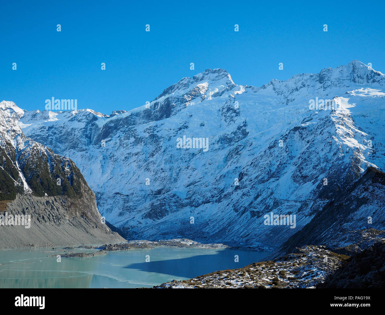 Mt cook new zealand hi-res stock photography and images - Alamy