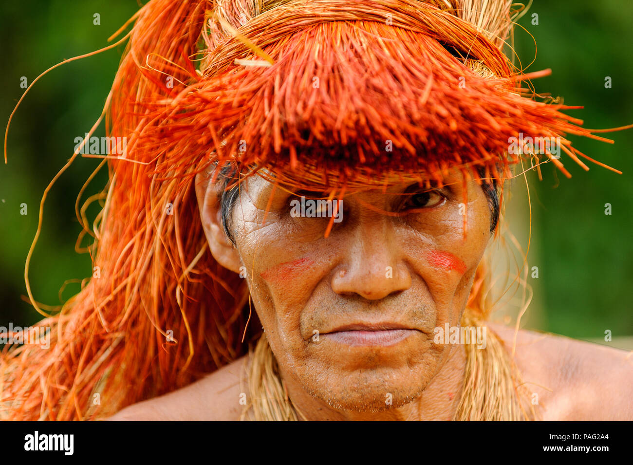 AMAZONIA, PERU - NOV 10, 2010: Unidentified Amazonian indigenous man ...