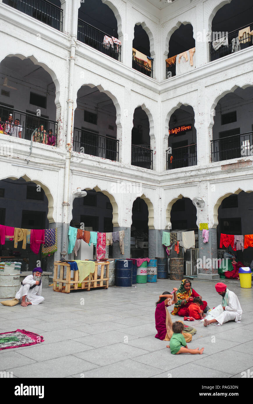 A dormitory for pilgrims nearby the Golden Temple Stock Photo - Alamy