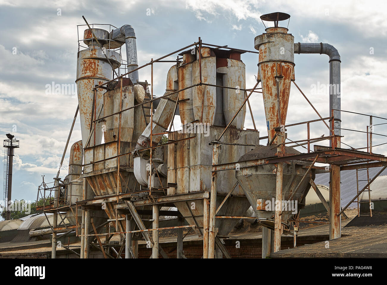 Mechanized loading hi-res stock photography and images - Alamy