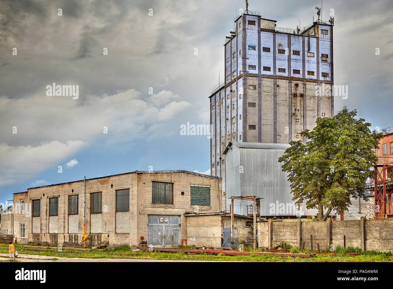 Large complex agricultural factory industrial hi-res stock photography ...