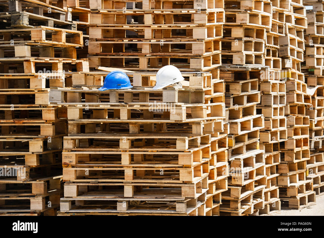 Stack of pallets Stock Photo - Alamy
