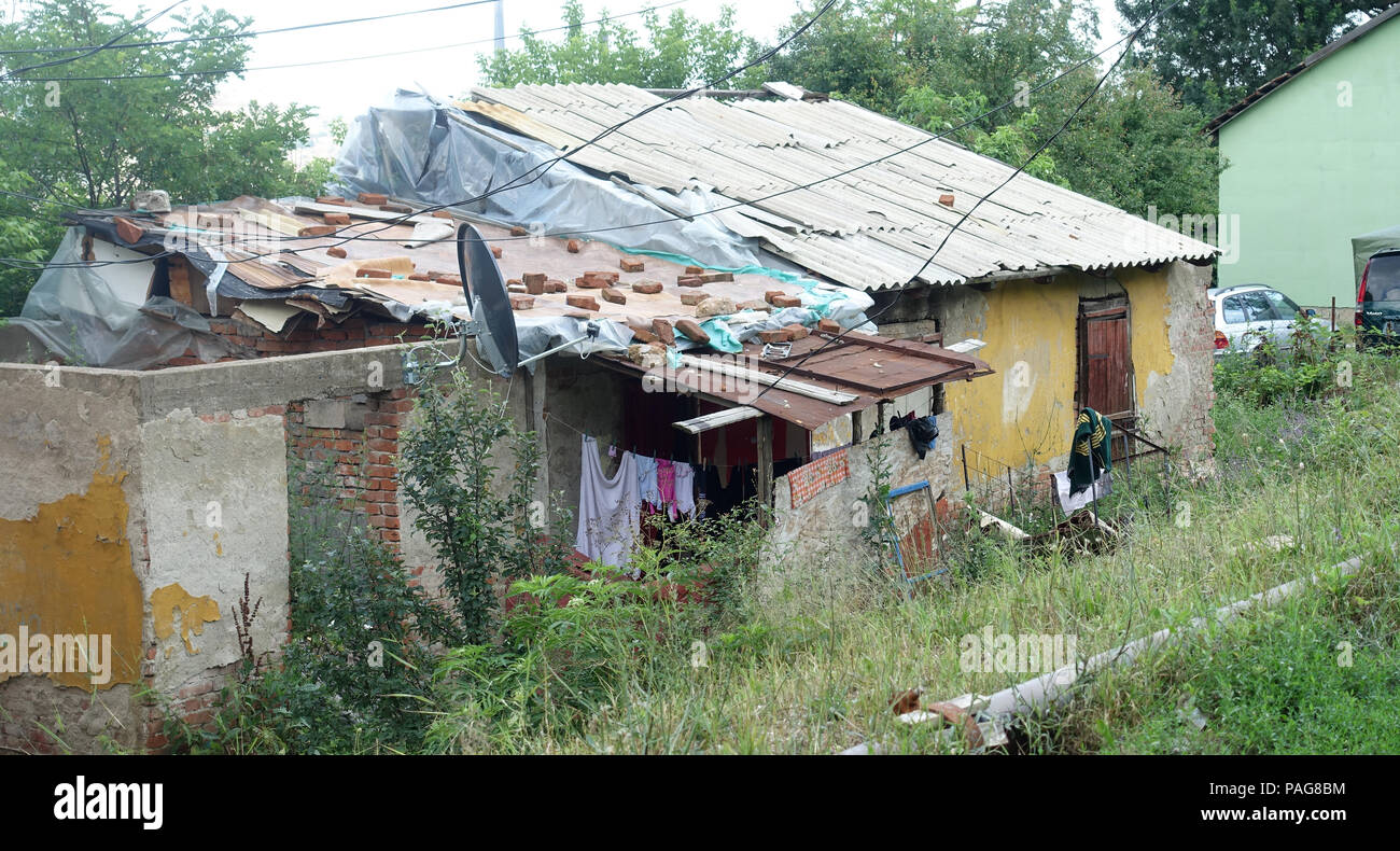 Gypsy slums hi-res stock photography and images - Alamy