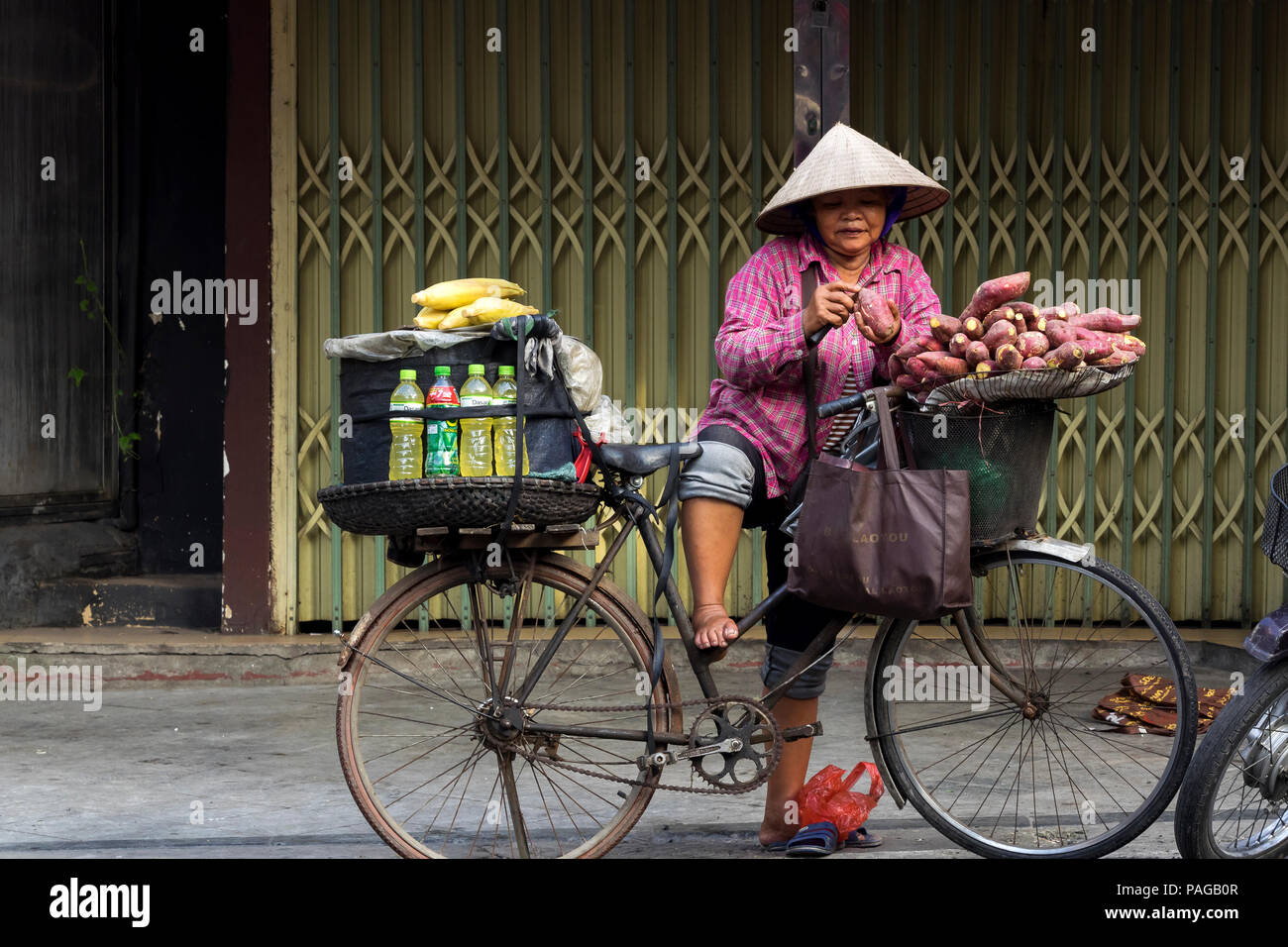 Vietnam daily life Stock Photo - Alamy