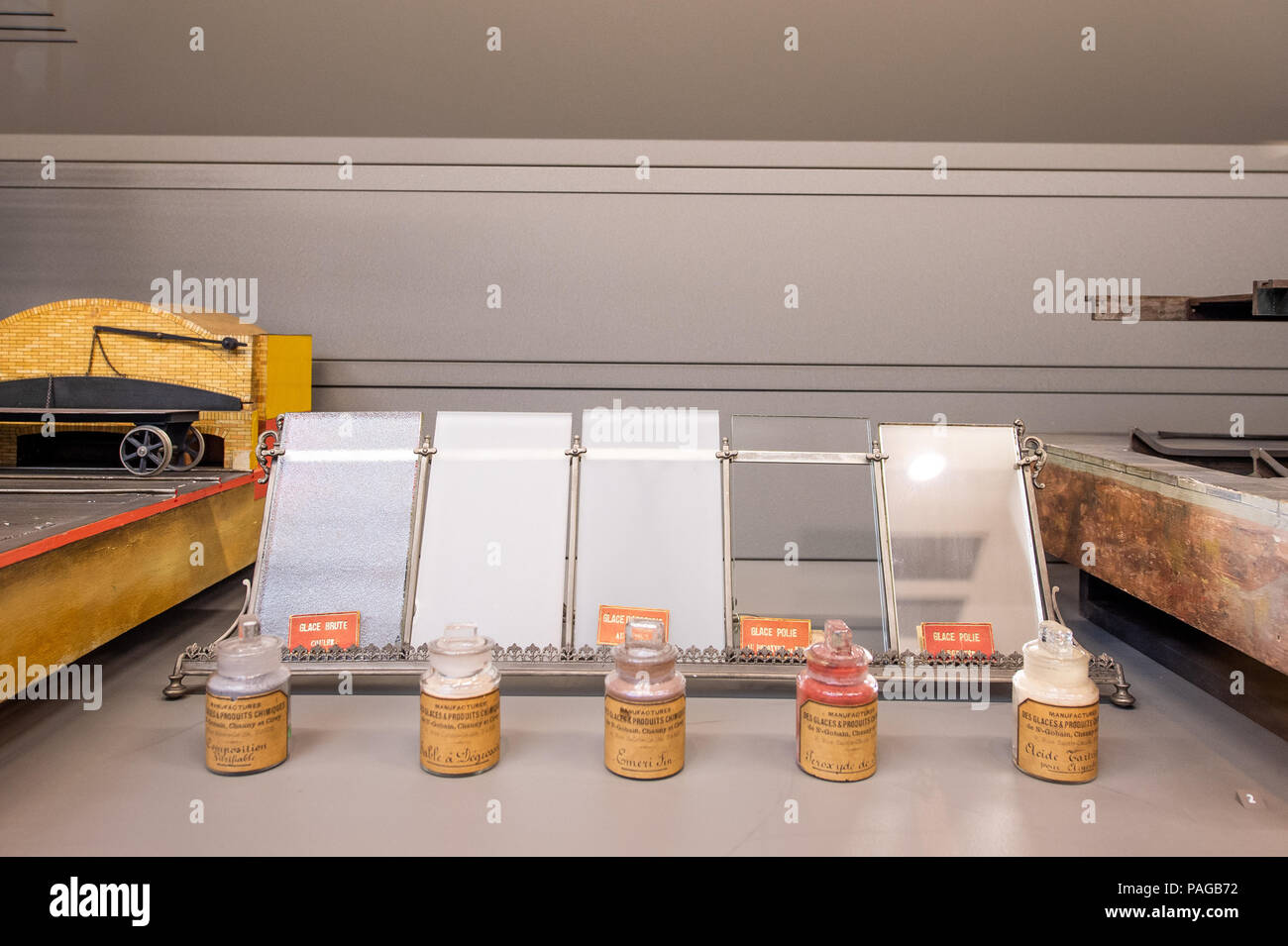 Five stages hi-res stock photography and images - Alamy