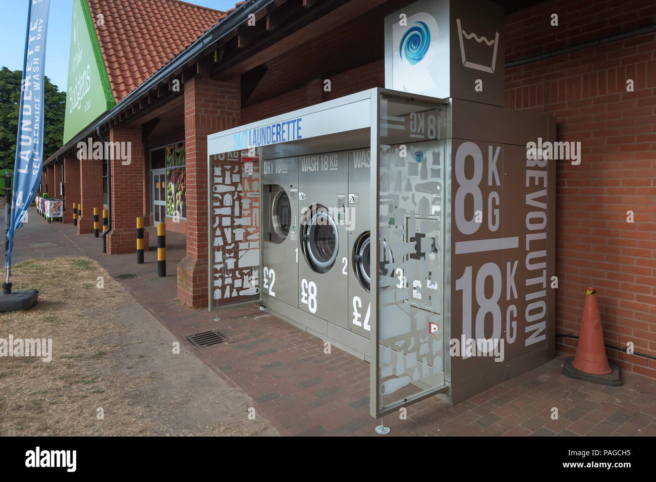 Budgens of holt hi-res stock photography and images - Alamy