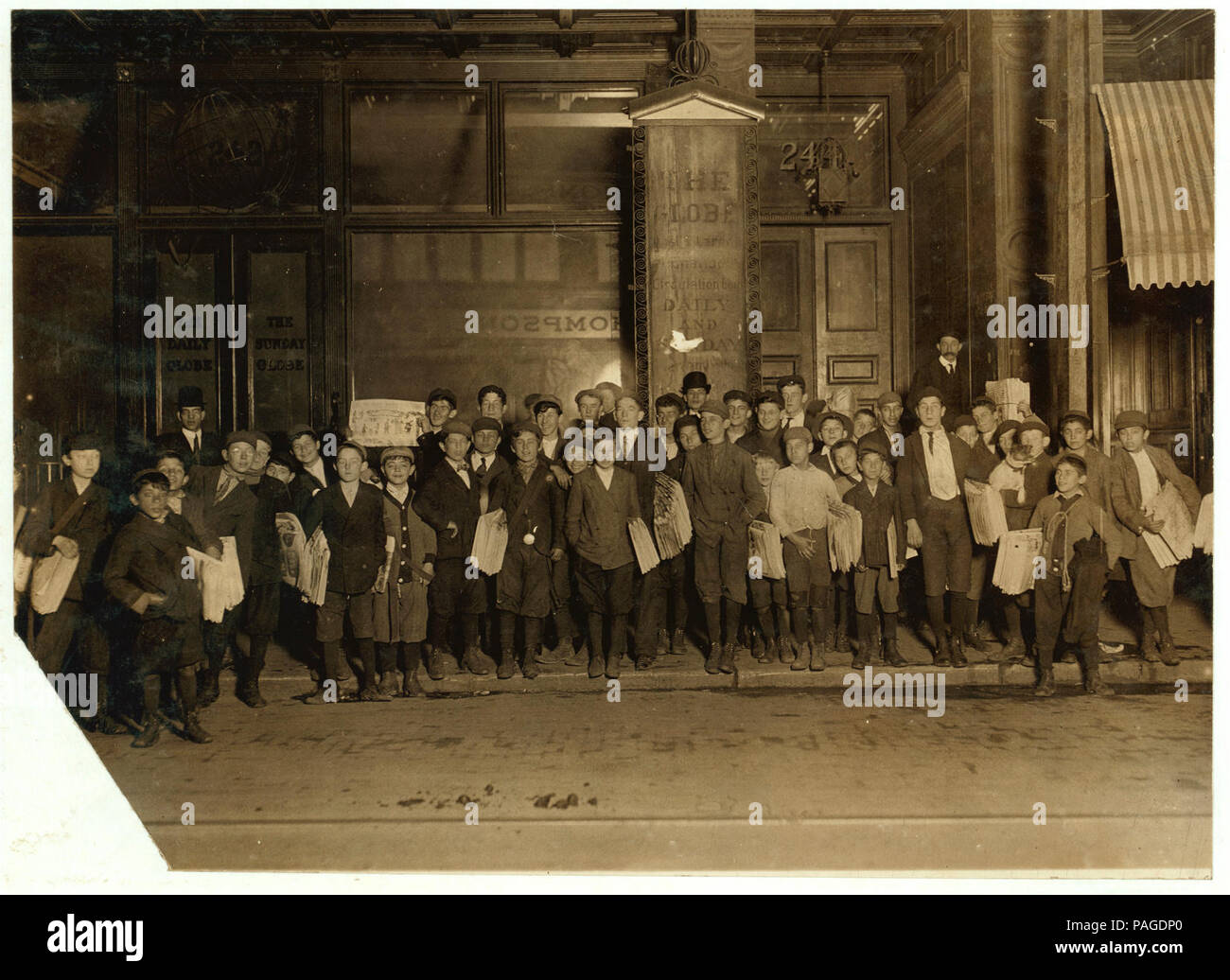 A scene at Newspaper Row, Sunday, 5 A.M. Boston 1915 Exhibit. Oct. 1909 ...