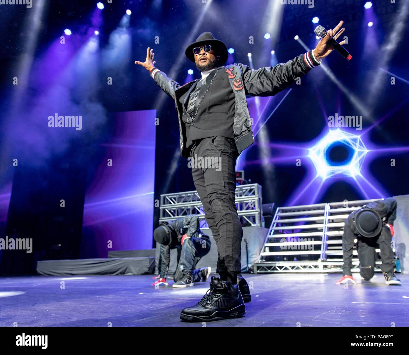 Chicago, Illinois, USA. 21st July, 2018. Singer USHER (USHER RAYMOND IV ...