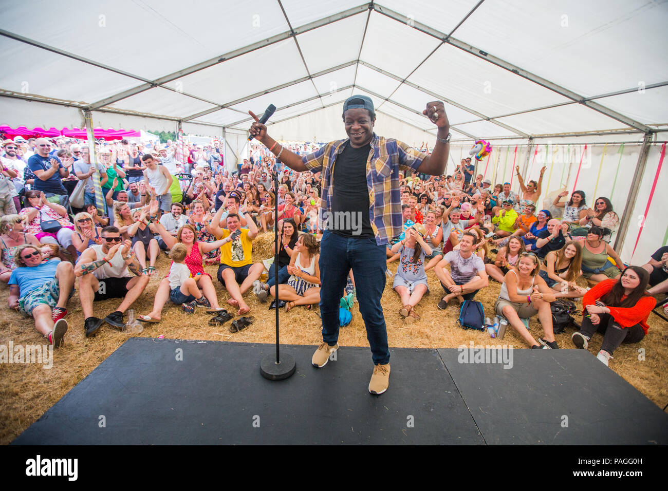 Comedy centeral hi-res stock photography and images - Alamy