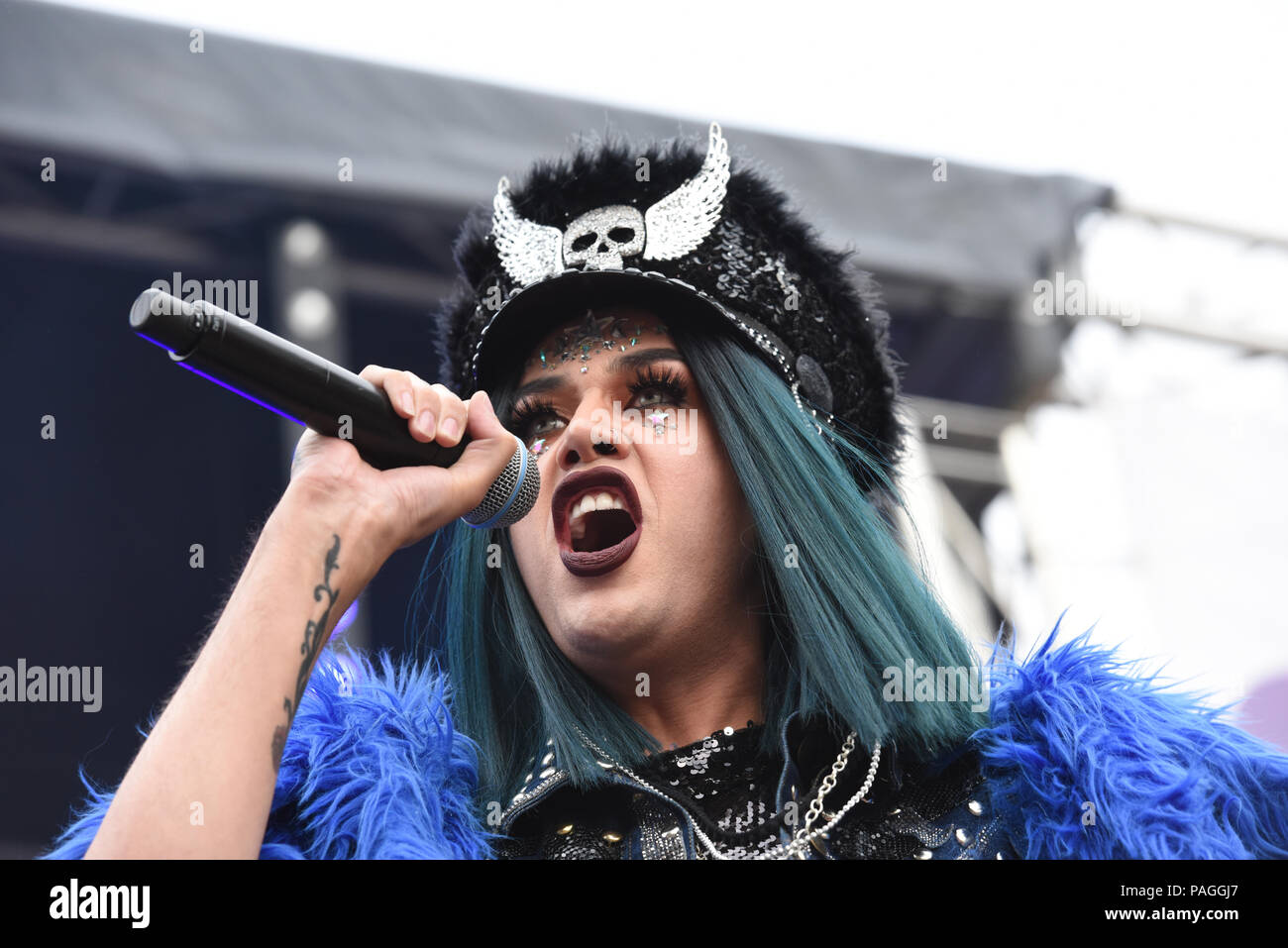 Adore delano hi-res stock photography and images - Alamy