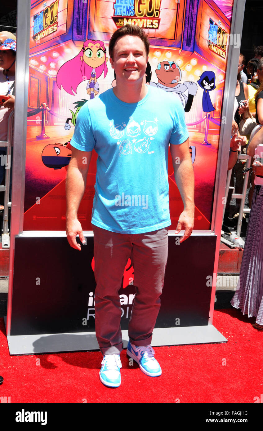 HOLLYWOOD, CA - JULY 22: Actor Scott Porter attends Warner Bros ...