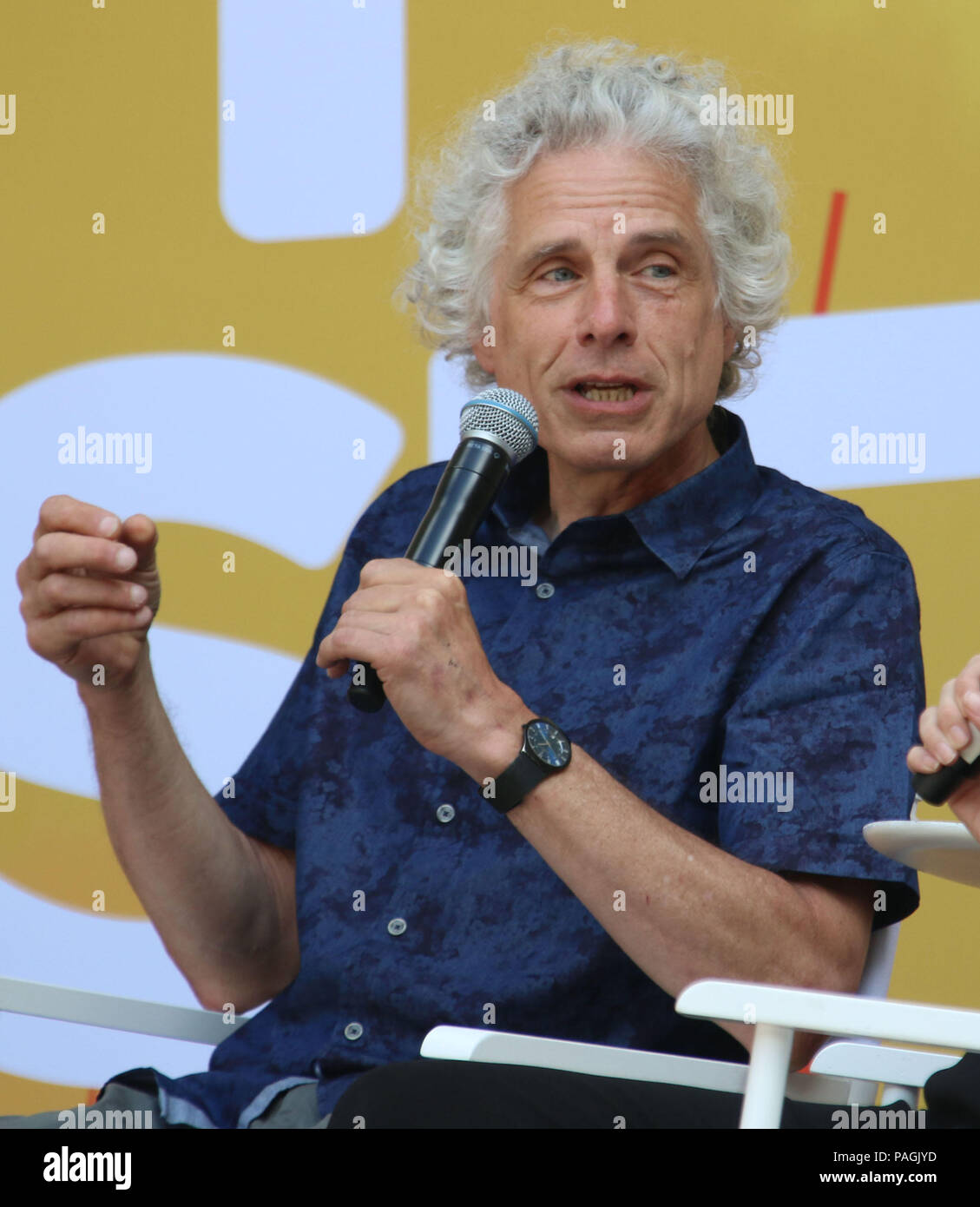 Steven pinker hi-res stock photography and images - Alamy