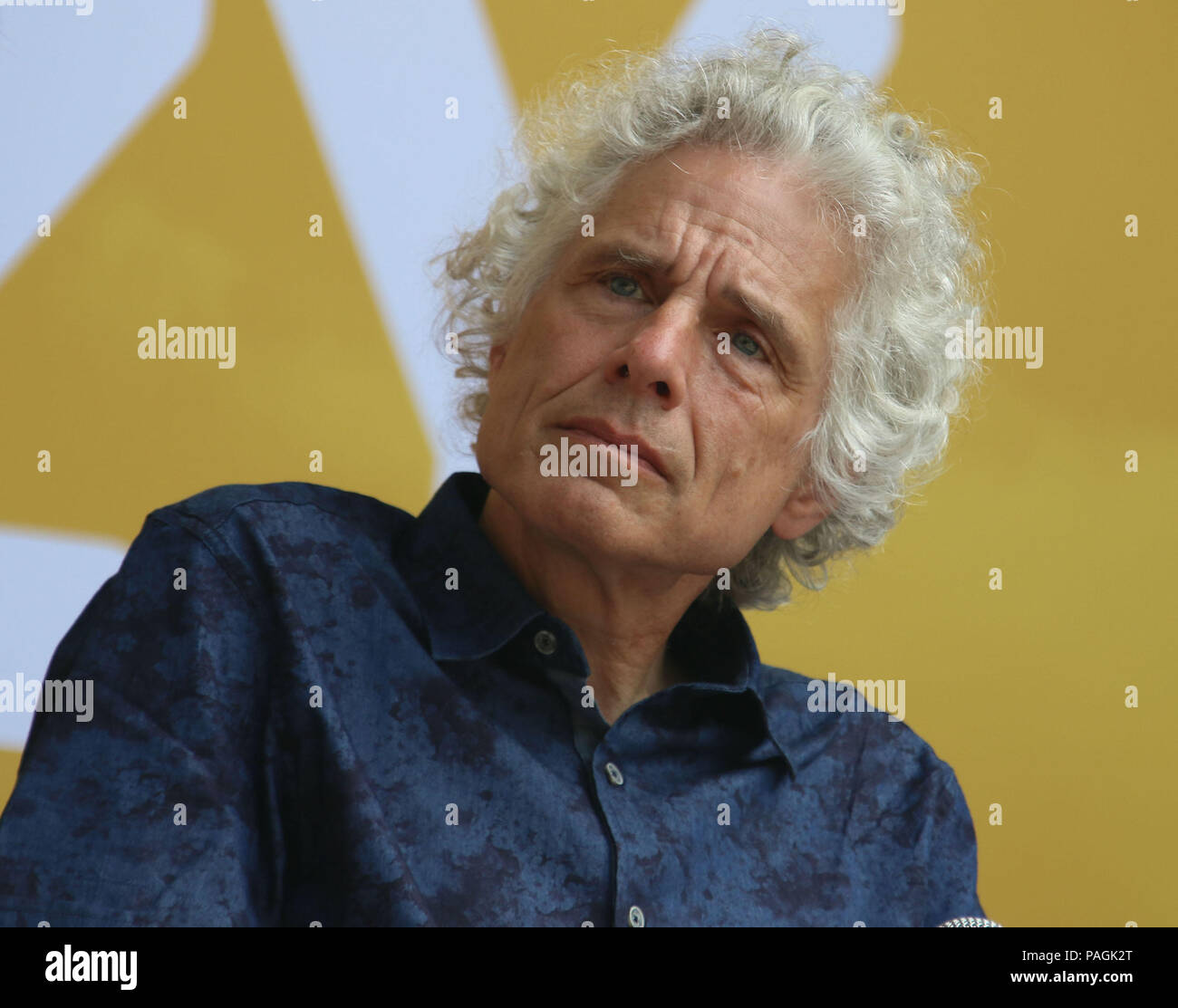 Steven pinker hi-res stock photography and images - Alamy