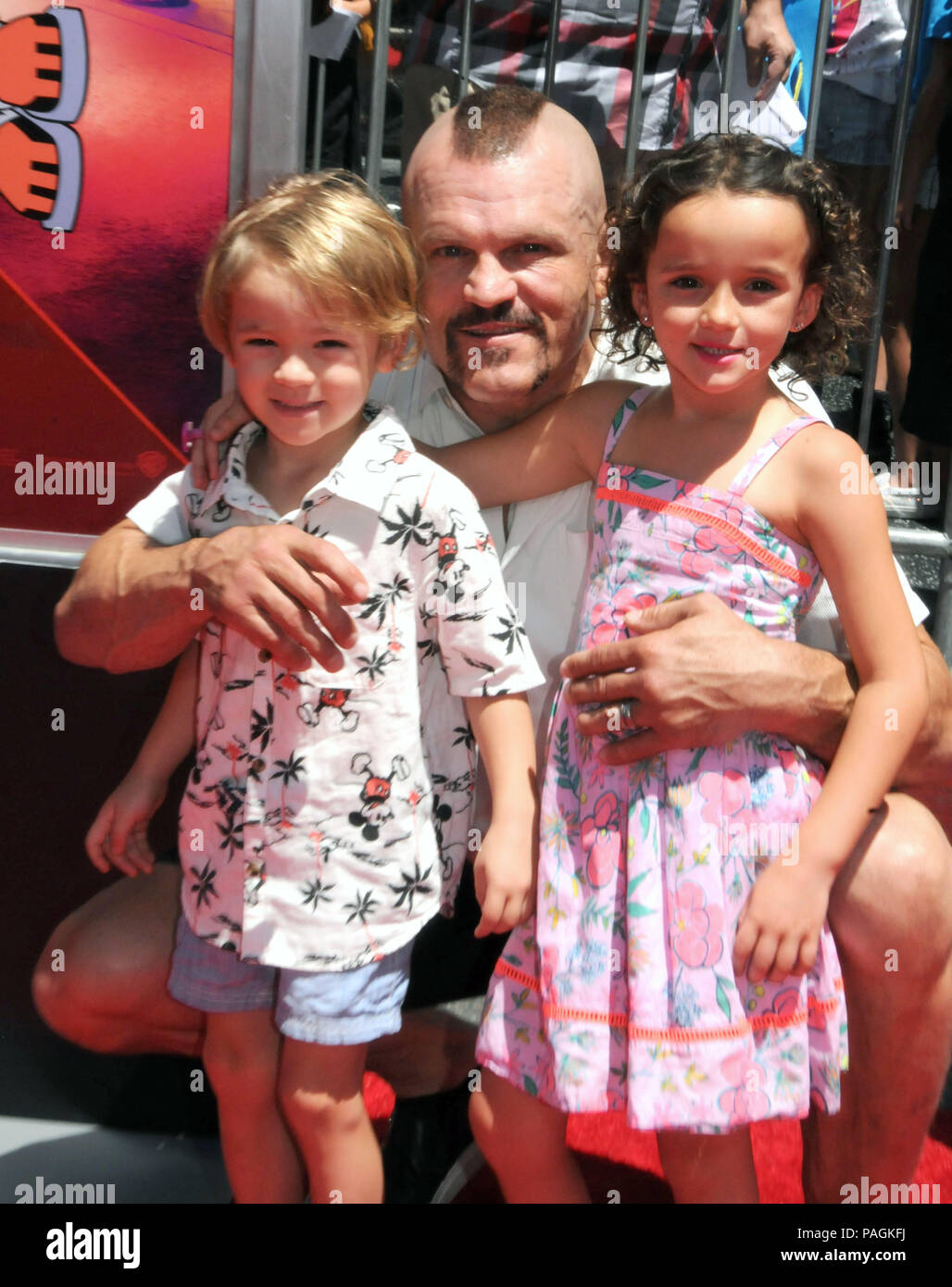 Chuck liddell and his daughter hi-res stock photography and images - Alamy