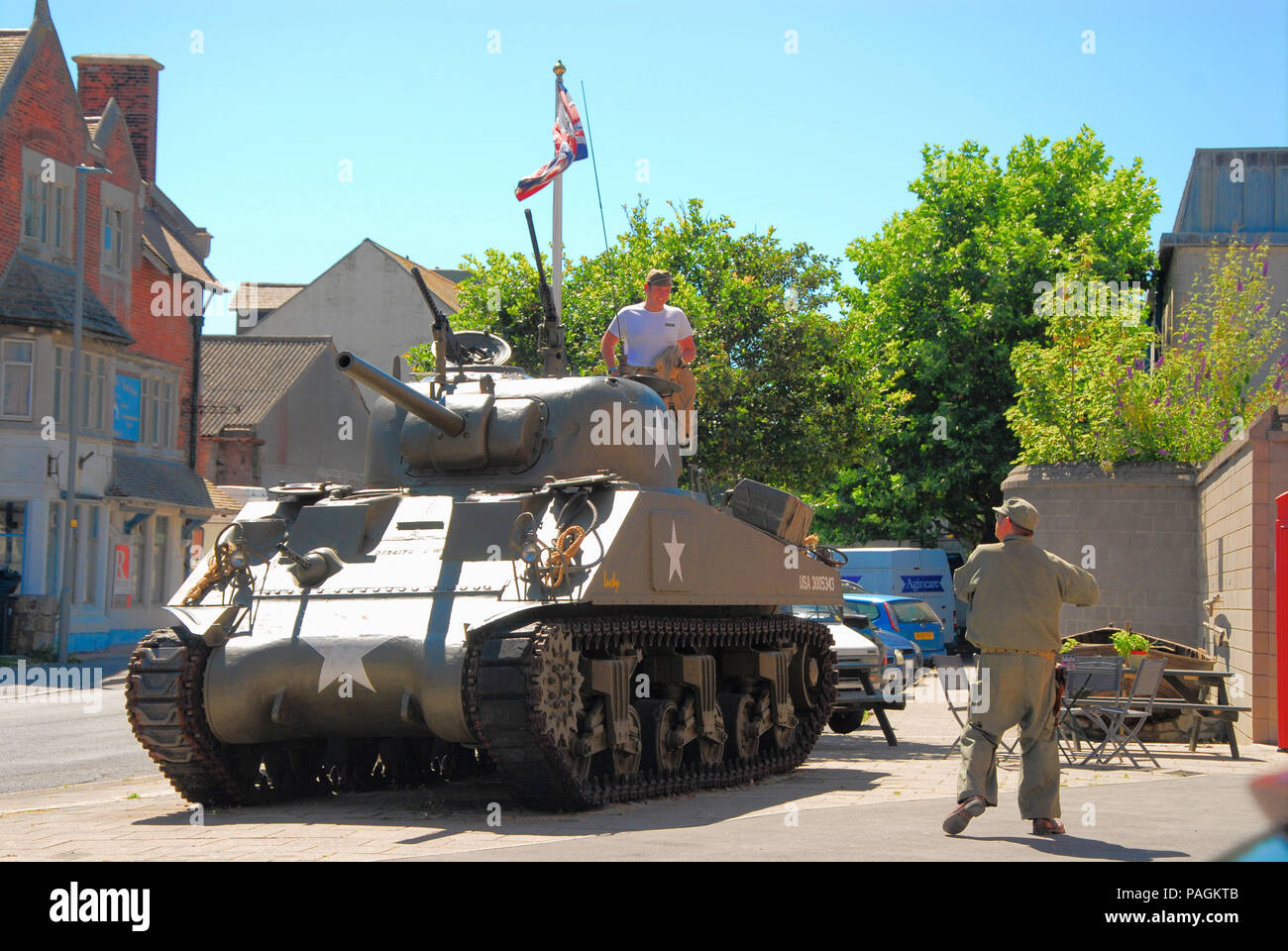 D day launch ww2 hi-res stock photography and images - Alamy