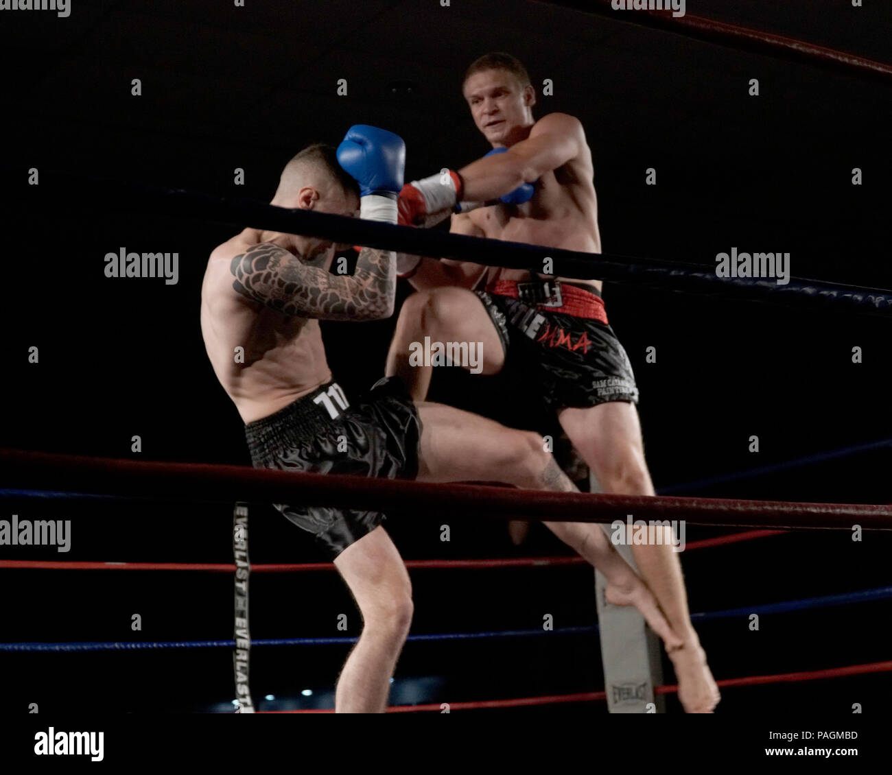 Striking technique hi-res stock photography and images - Alamy