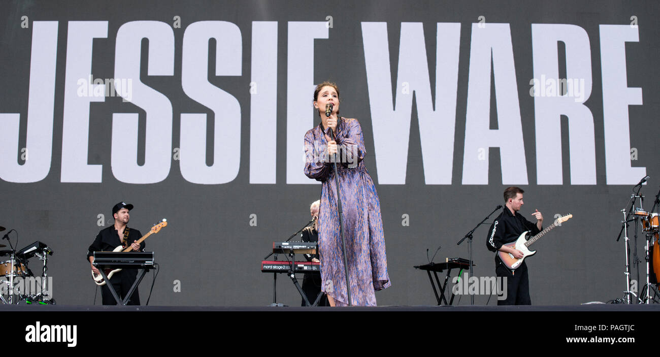 Jessica lois ware hi-res stock photography and images - Alamy