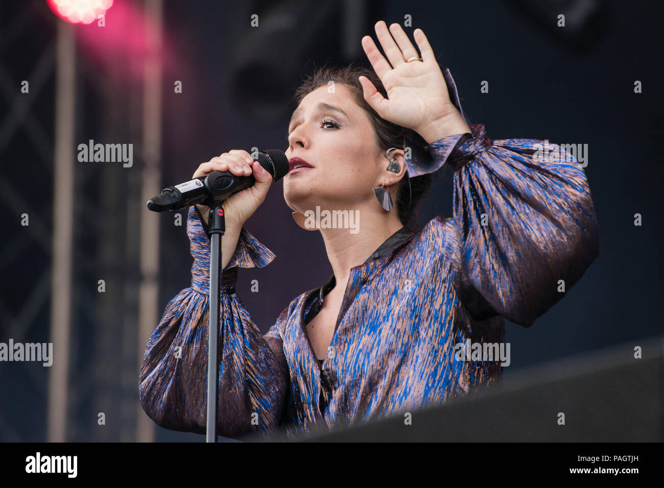 Jessica lois ware hi-res stock photography and images - Alamy