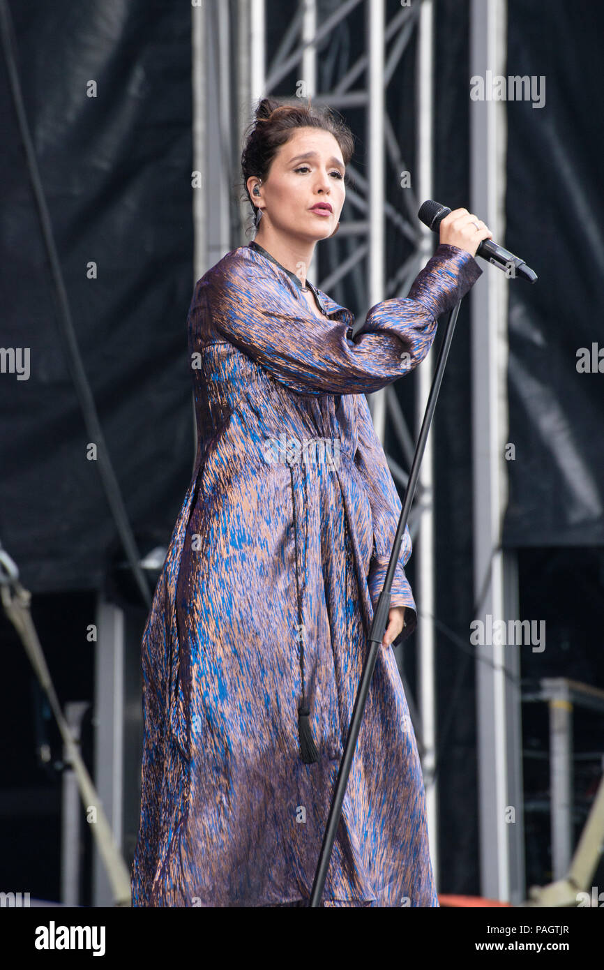 Jessica ware hi-res stock photography and images - Alamy