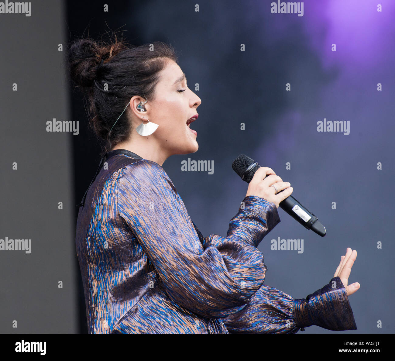 Jessica lois ware hi-res stock photography and images - Alamy