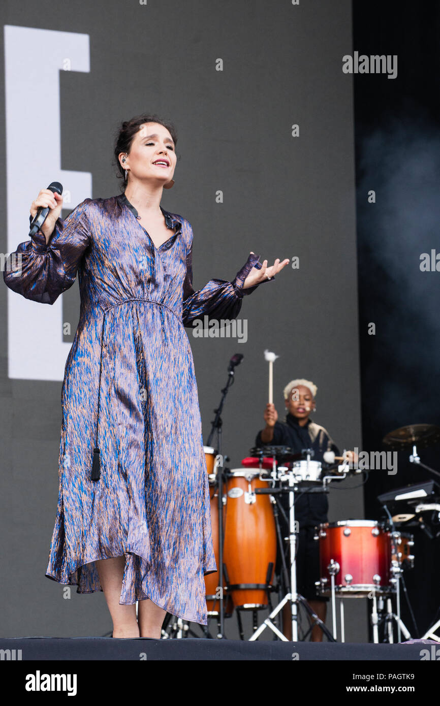 Jessica ware hi-res stock photography and images - Alamy