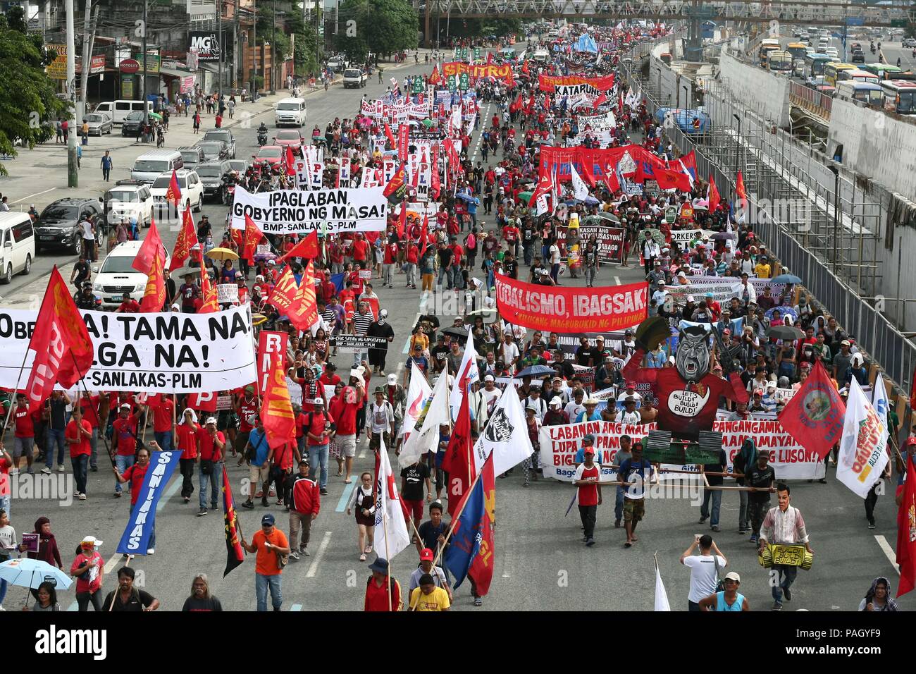 Commonwealth avenue manila hi-res stock photography and images - Alamy