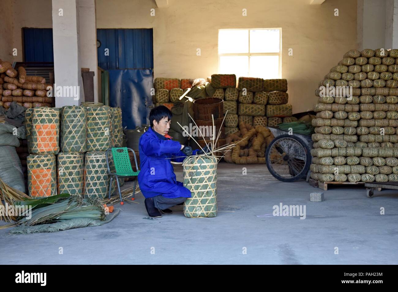 China traditional tea process hi-res stock photography and images - Alamy