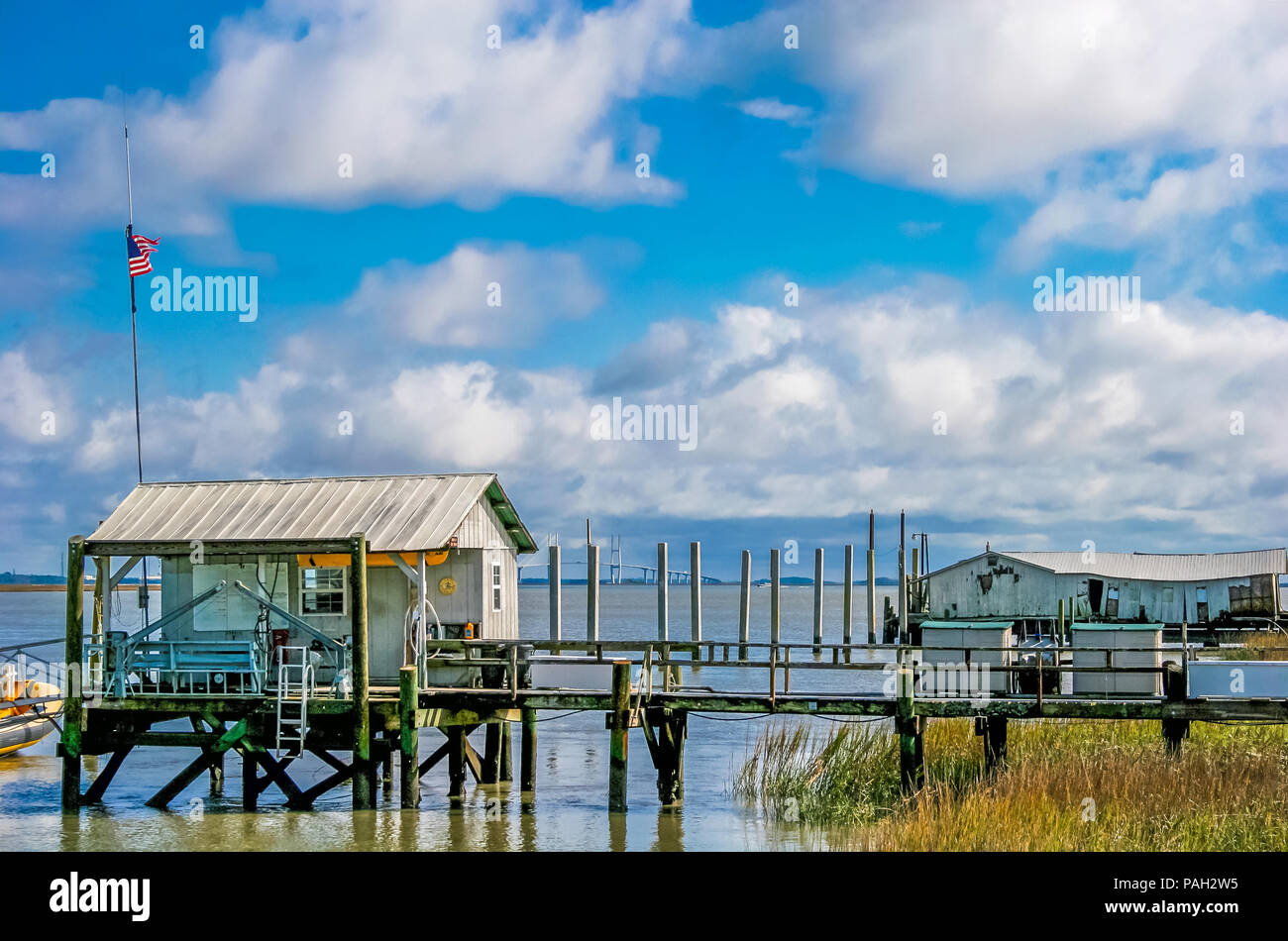 Business vessel hi-res stock photography and images - Alamy