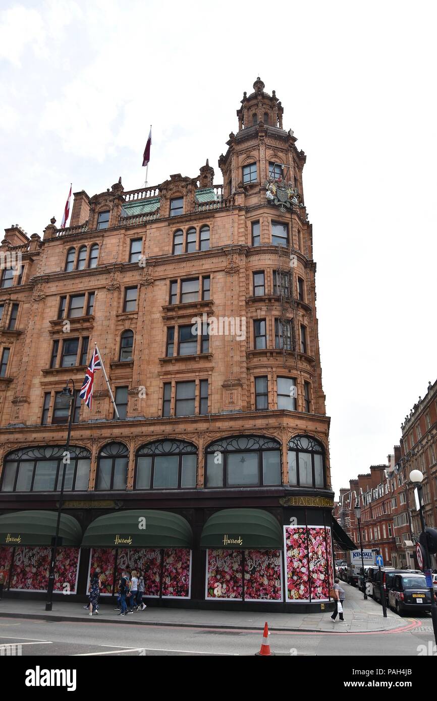 The historic Harrods Department Store in Kensington, Westminster ...